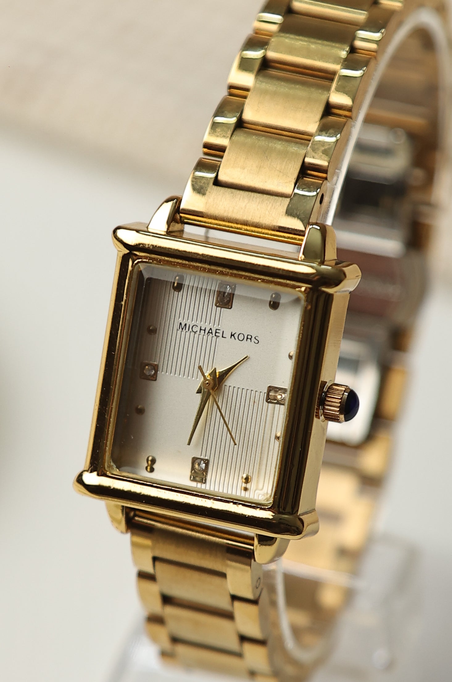 MK Empire Square – Jewelistic